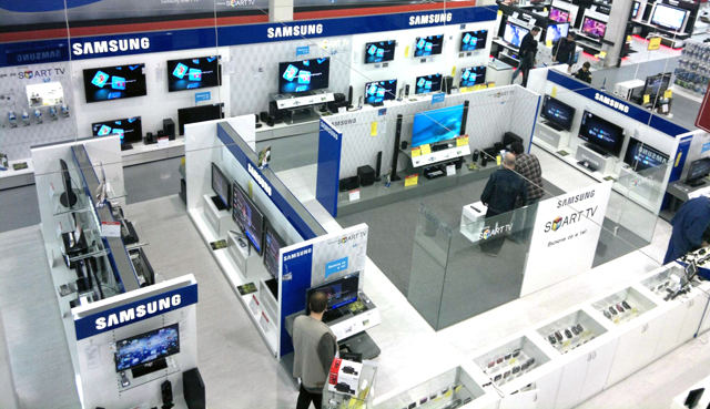 Samsung Electronics Visual Display In-Store Display - Graphis Portfolio
